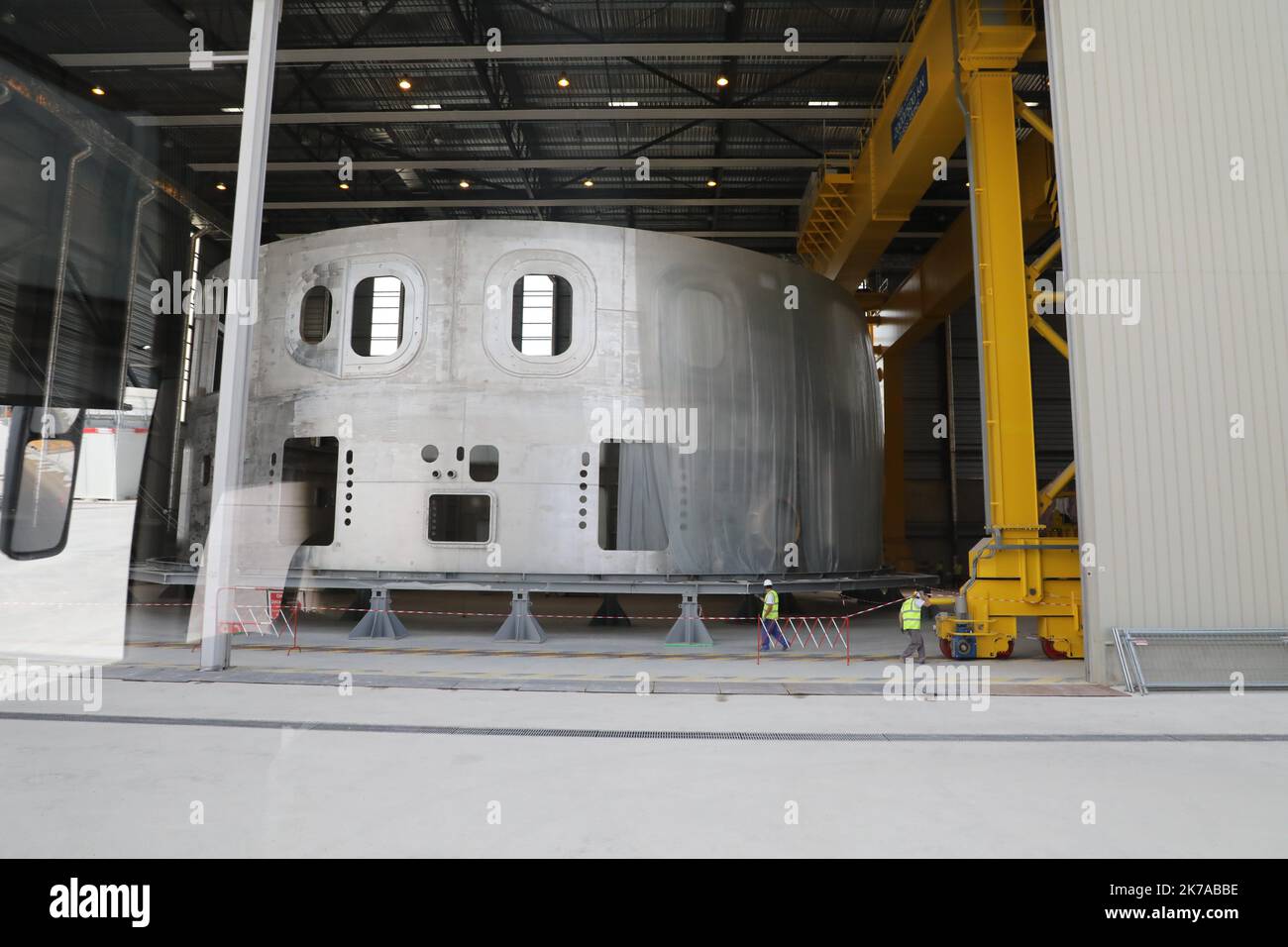 Volumineuse hi-res stock photography and images - Alamy