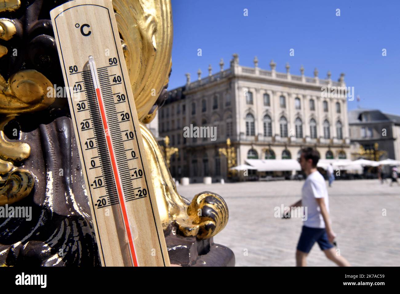 Temperature meteorologie hi-res stock photography and images - Alamy