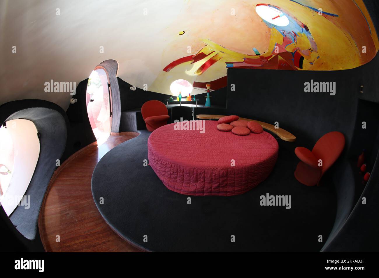 Pierre cardin bubble palace hi-res stock photography and images - Alamy
