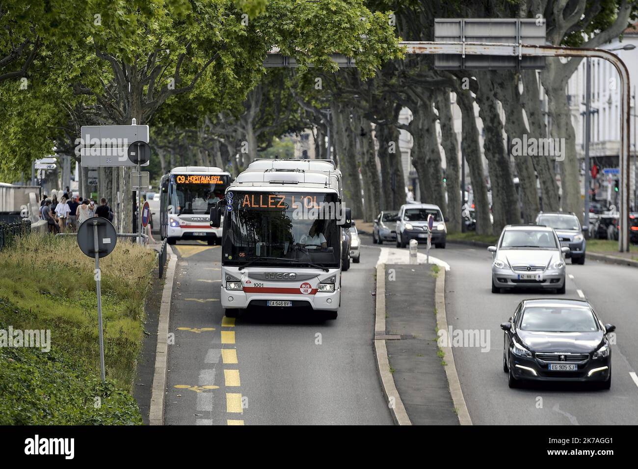 Panneau de coupe hi-res stock photography and images - Alamy
