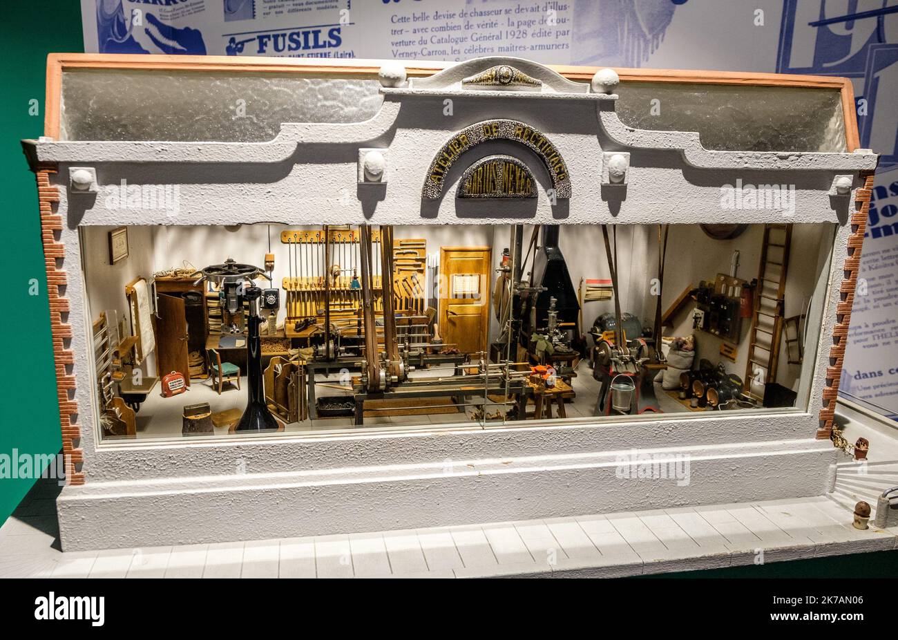 Arnaud BEINAT/Maxppp. 2020/09/02, Saint-Etienne, France. L'exposition intitulée Armes pour ...