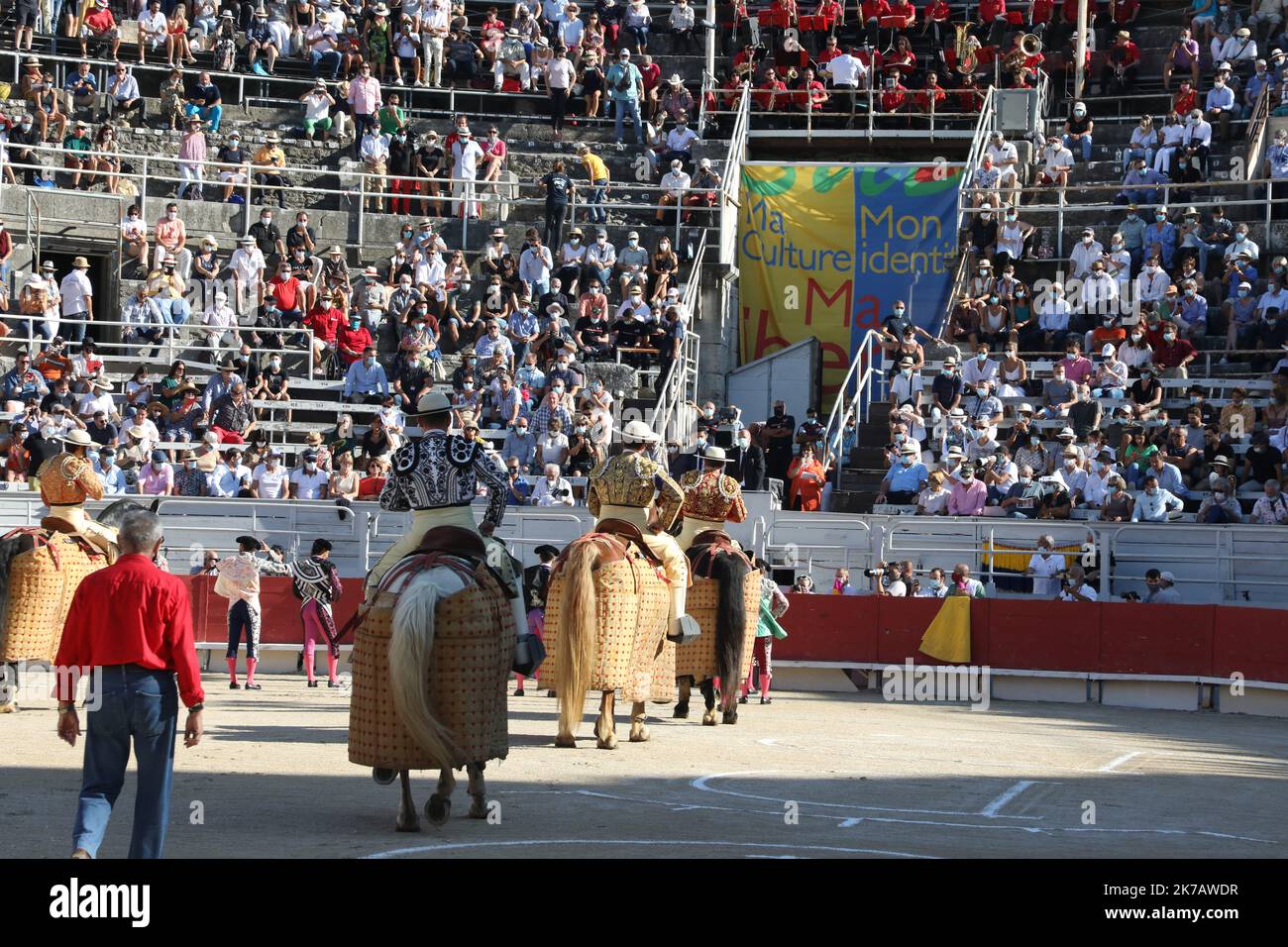 Les arenes in arles hi-res stock photography and images - Alamy