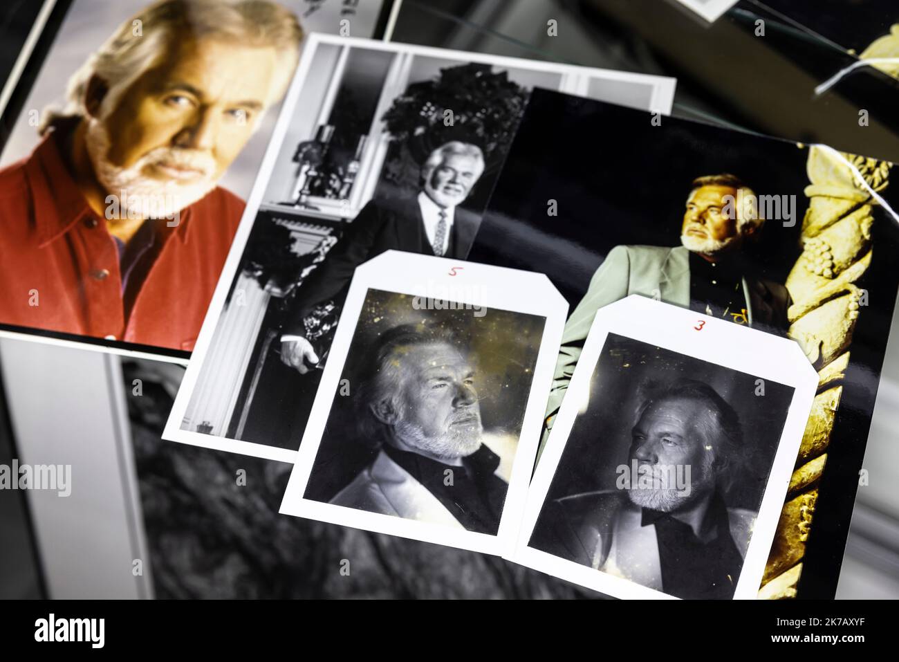 Memorabilia from the estate of county singer Kenny Rogers is up for ...