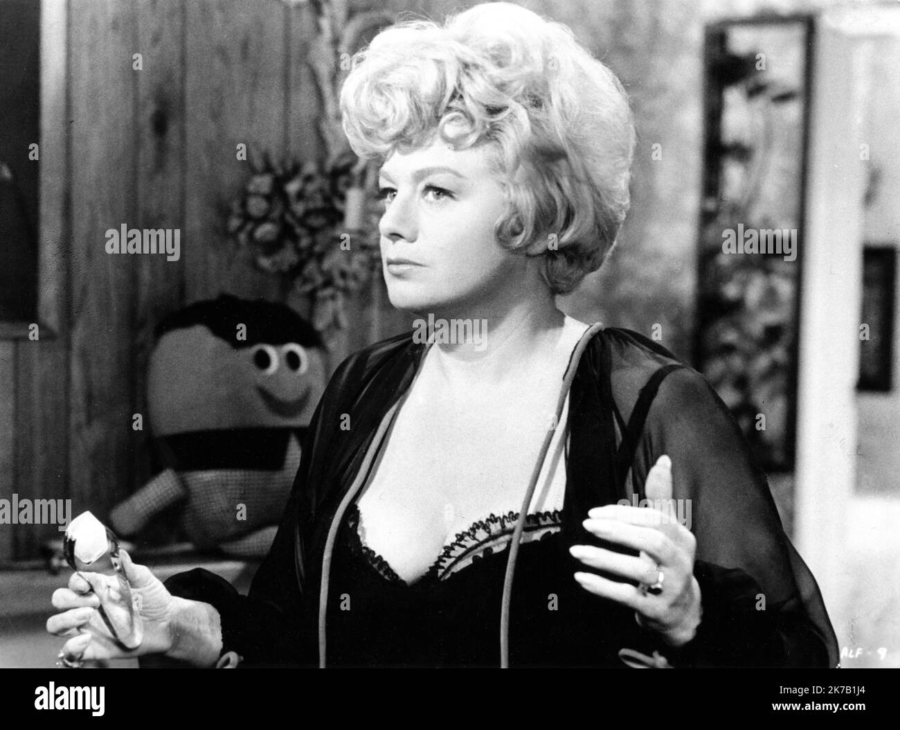 SHELLEY WINTERS in ALFIE 1966 director LEWIS GILBERT screenplay Bill ...