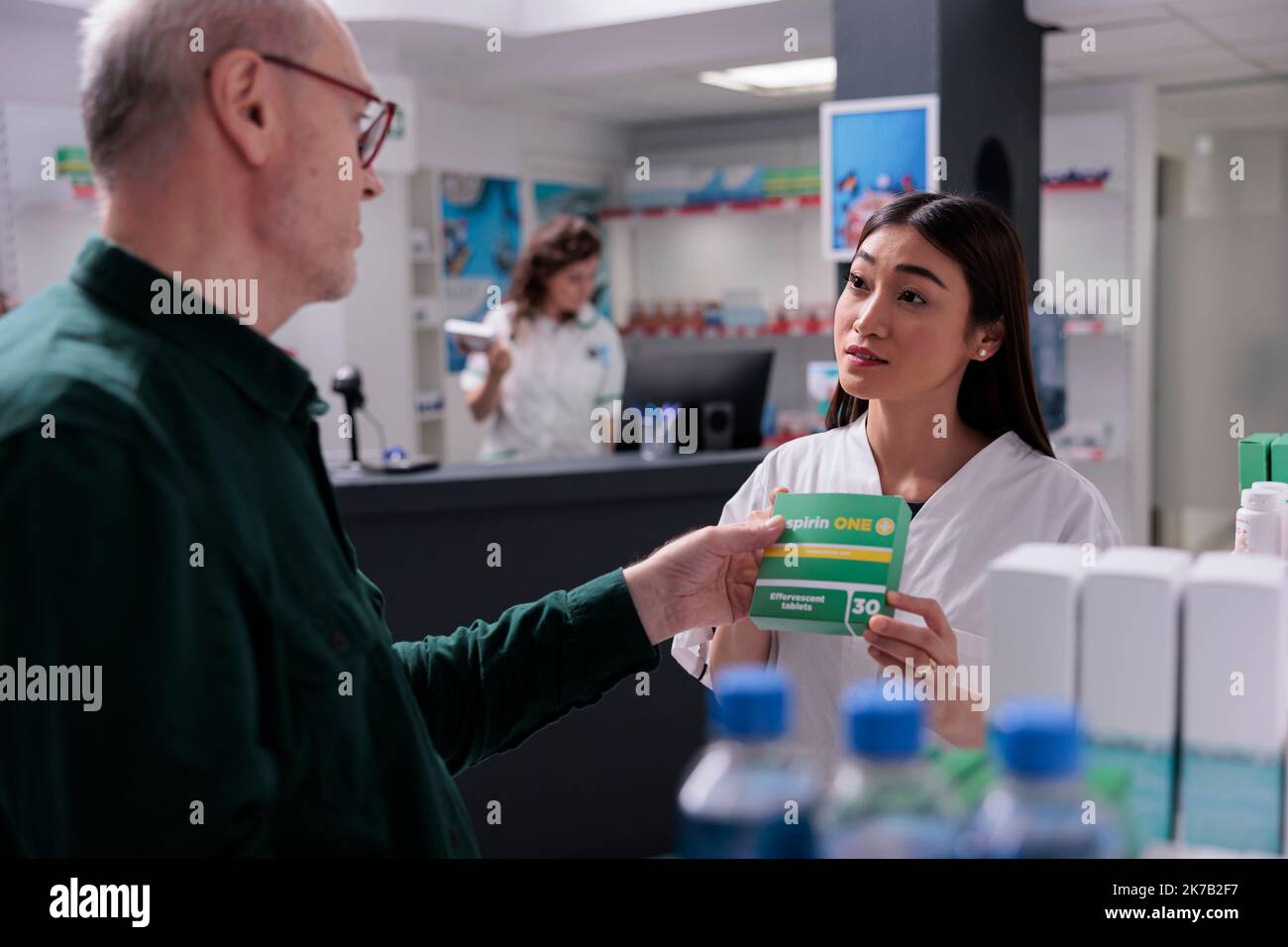 Man with supplements hi-res stock photography and images - Alamy