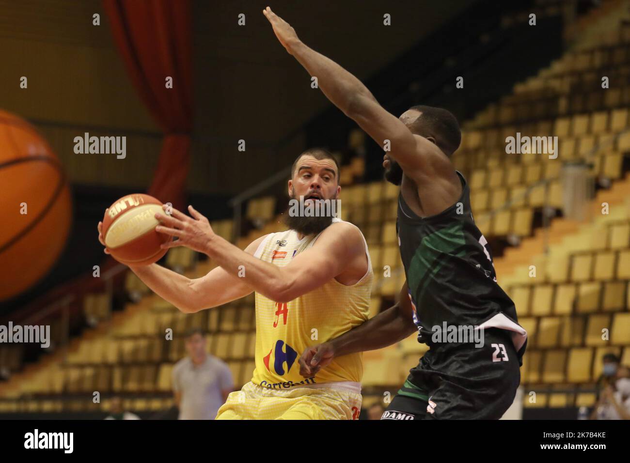 Thierry Larret / Maxppp. Basket Pro B Leaders Cup . JA Vichy Clermont ...
