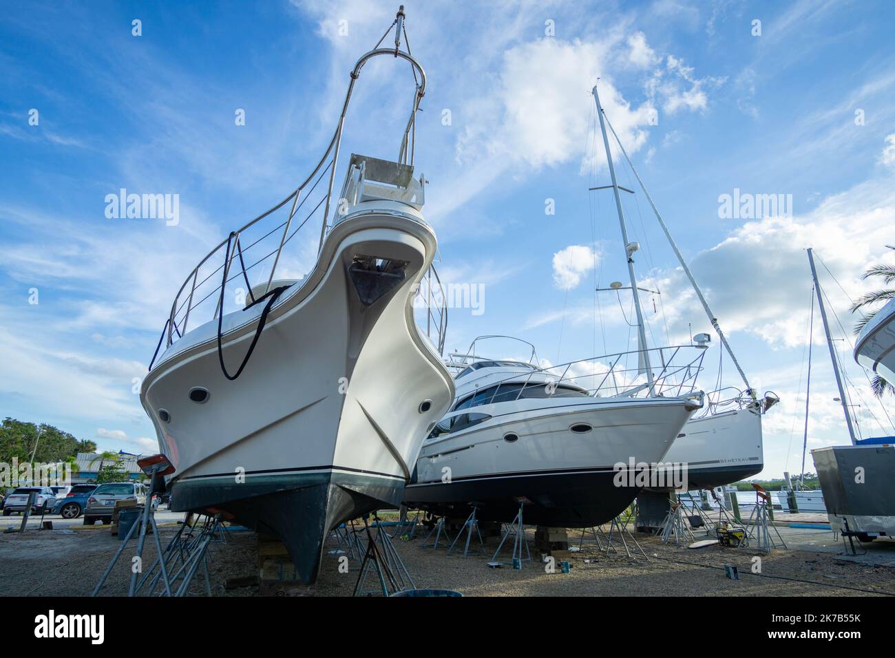 Boats in dry hi-res stock photography and images - Alamy