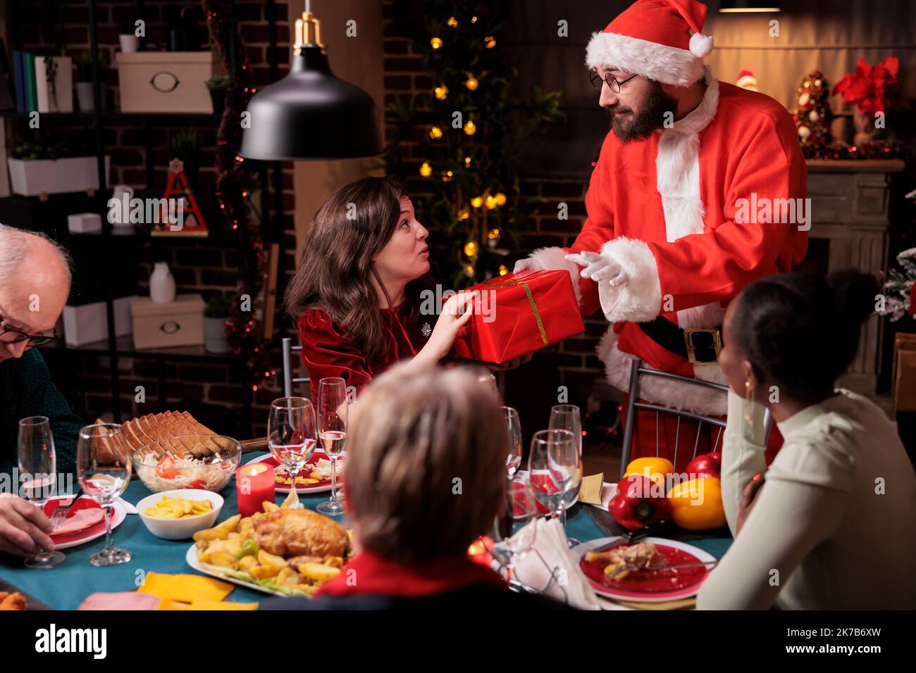 Family celebration meal night hi-res stock photography and images - Alamy