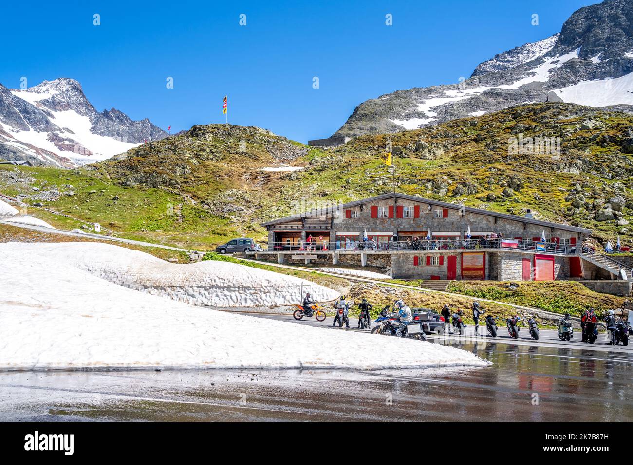 Sustenpasssee hi-res stock photography and images - Alamy