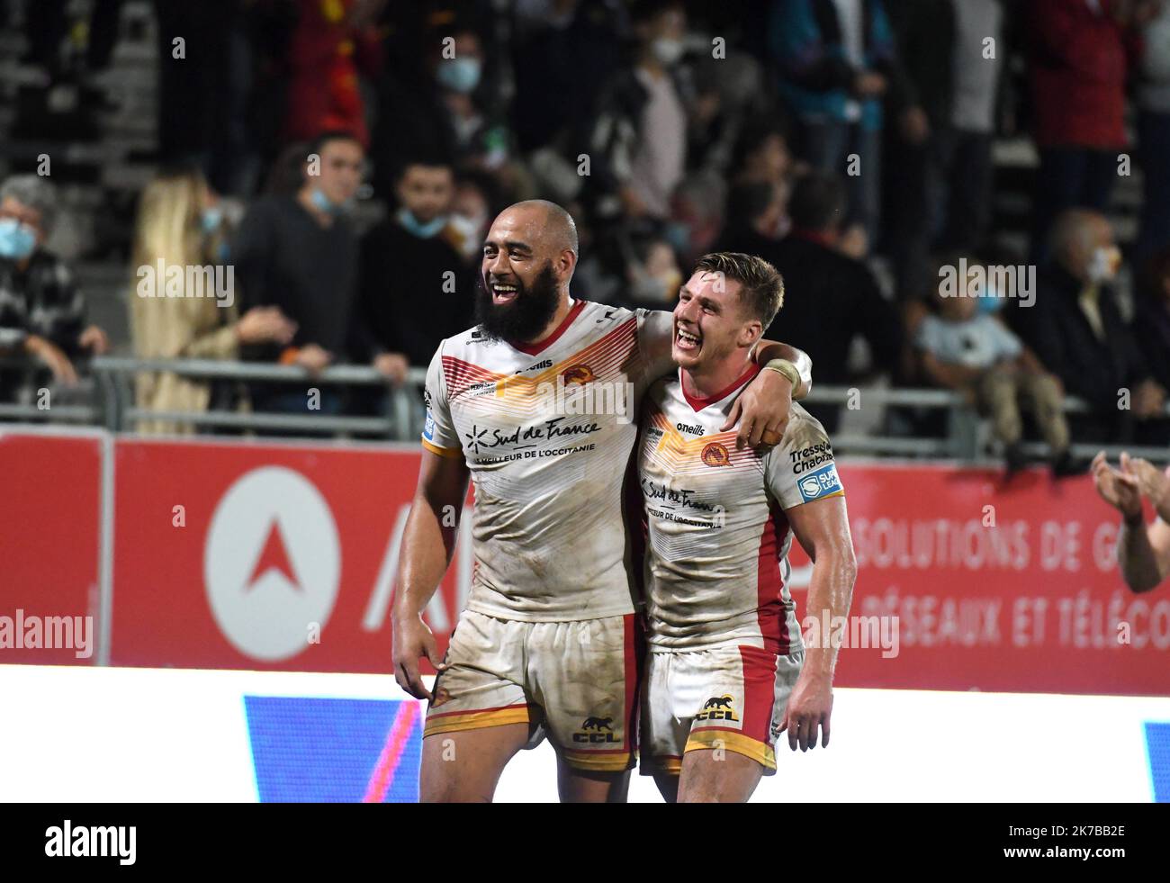 Sam davies rugby hi-res stock photography and images - Alamy