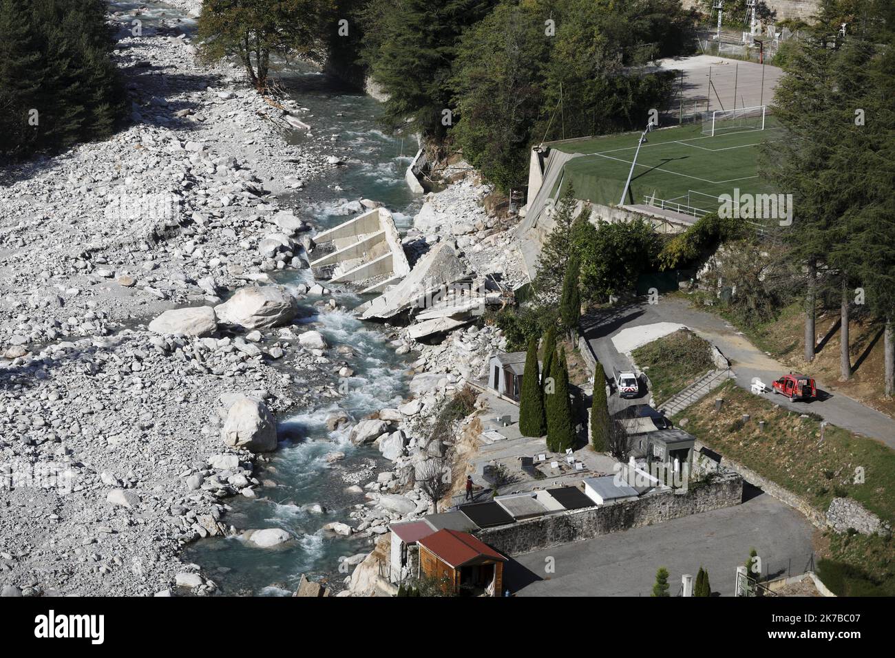 Stade de nice aerial hi-res stock photography and images - Alamy
