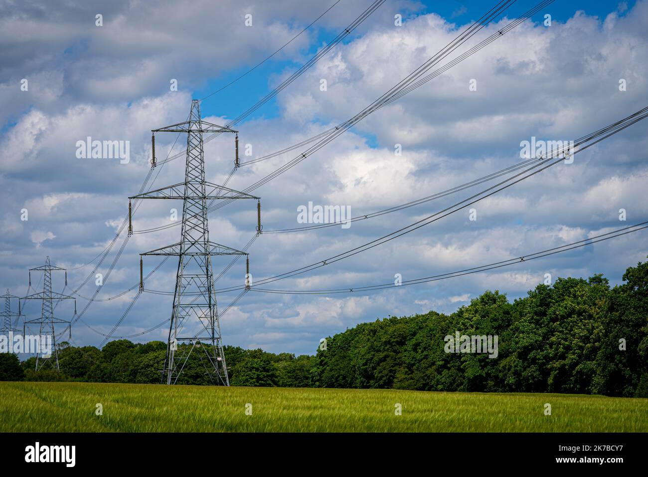 Pylon Power Electricity Electrical Distribution Aerial Cable Running ...