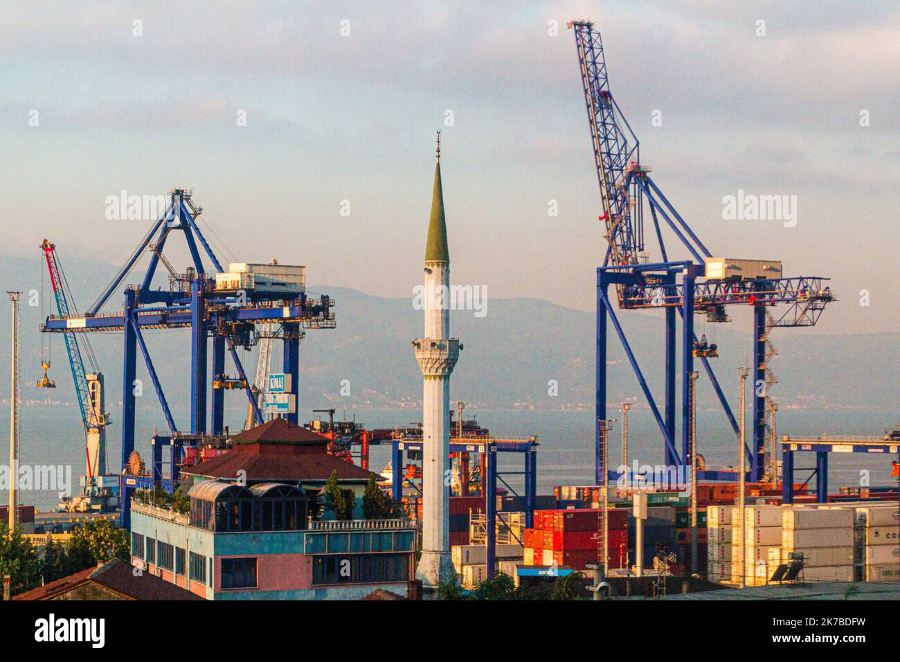 Container ship mosque turkey hi-res stock photography and images - Alamy