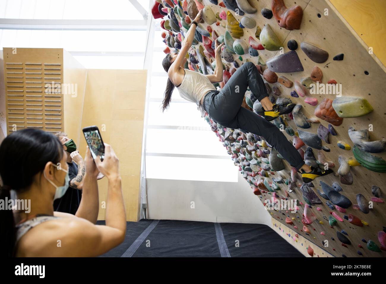 Camera challenge hi-res stock photography and images - Alamy