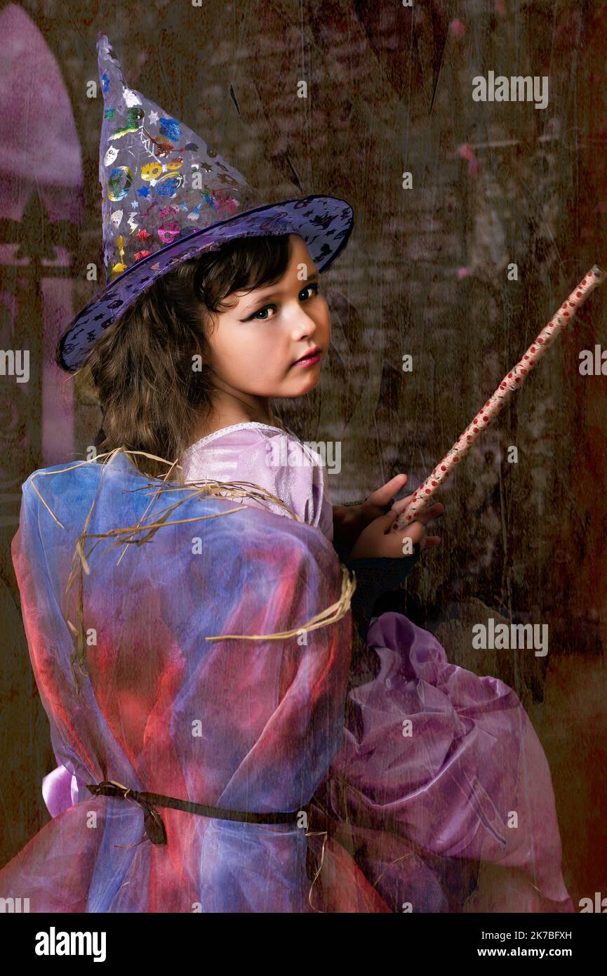 Happy Halloween. Cute little witch Stock Photo - Alamy