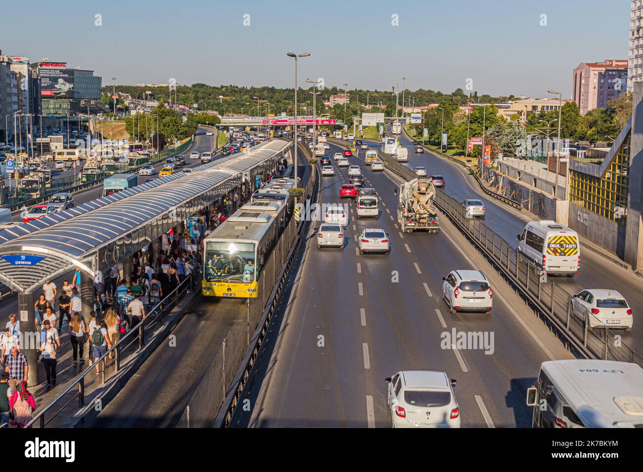Metrobus line hi-res stock photography and images - Alamy