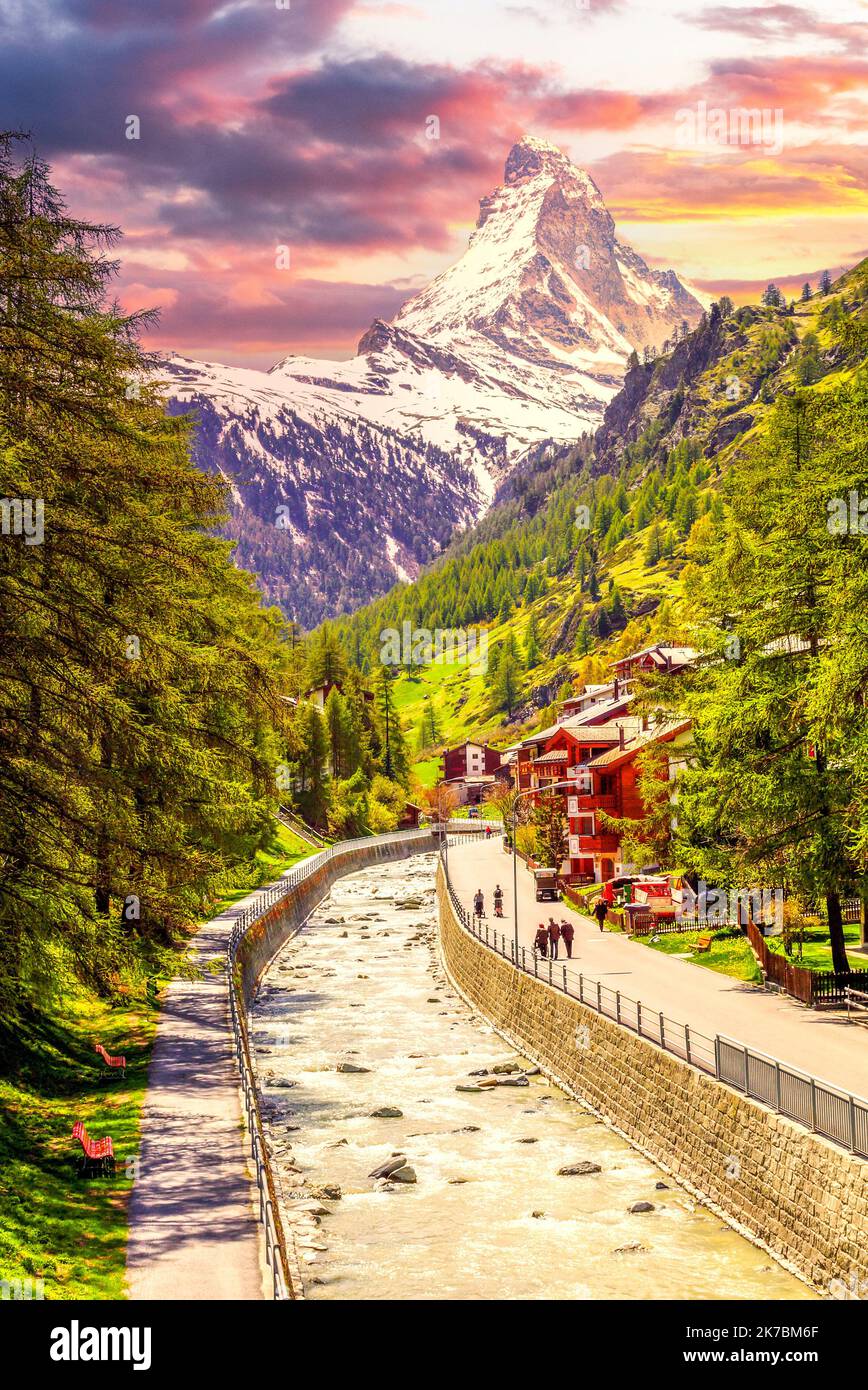 Beautiful village Zermatt, Switzerland Stock Photo - Alamy