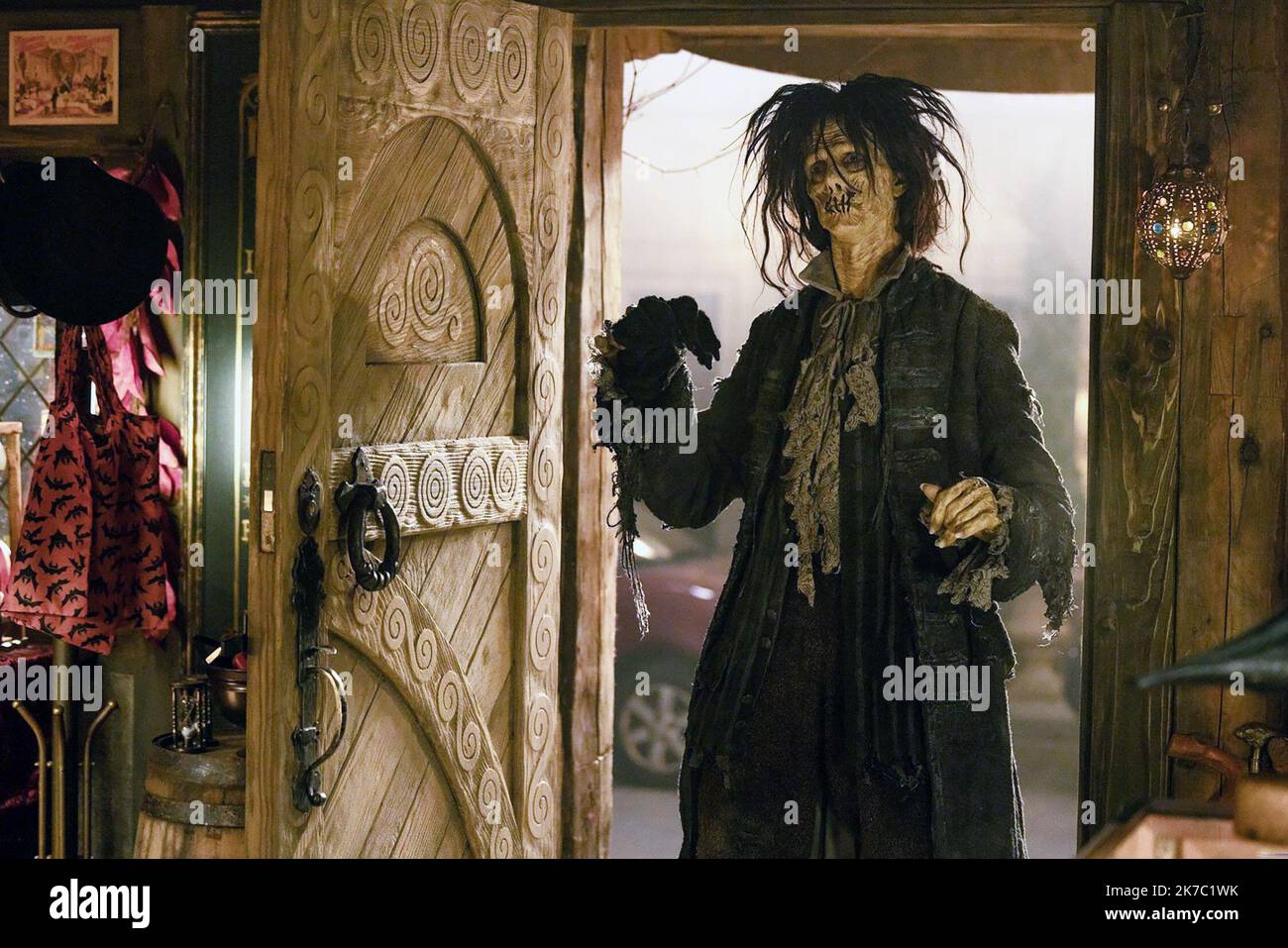 HOCUS POCUS 2, Doug Jones, 2022. ph: Matt Kennedy / © Disney+ ...