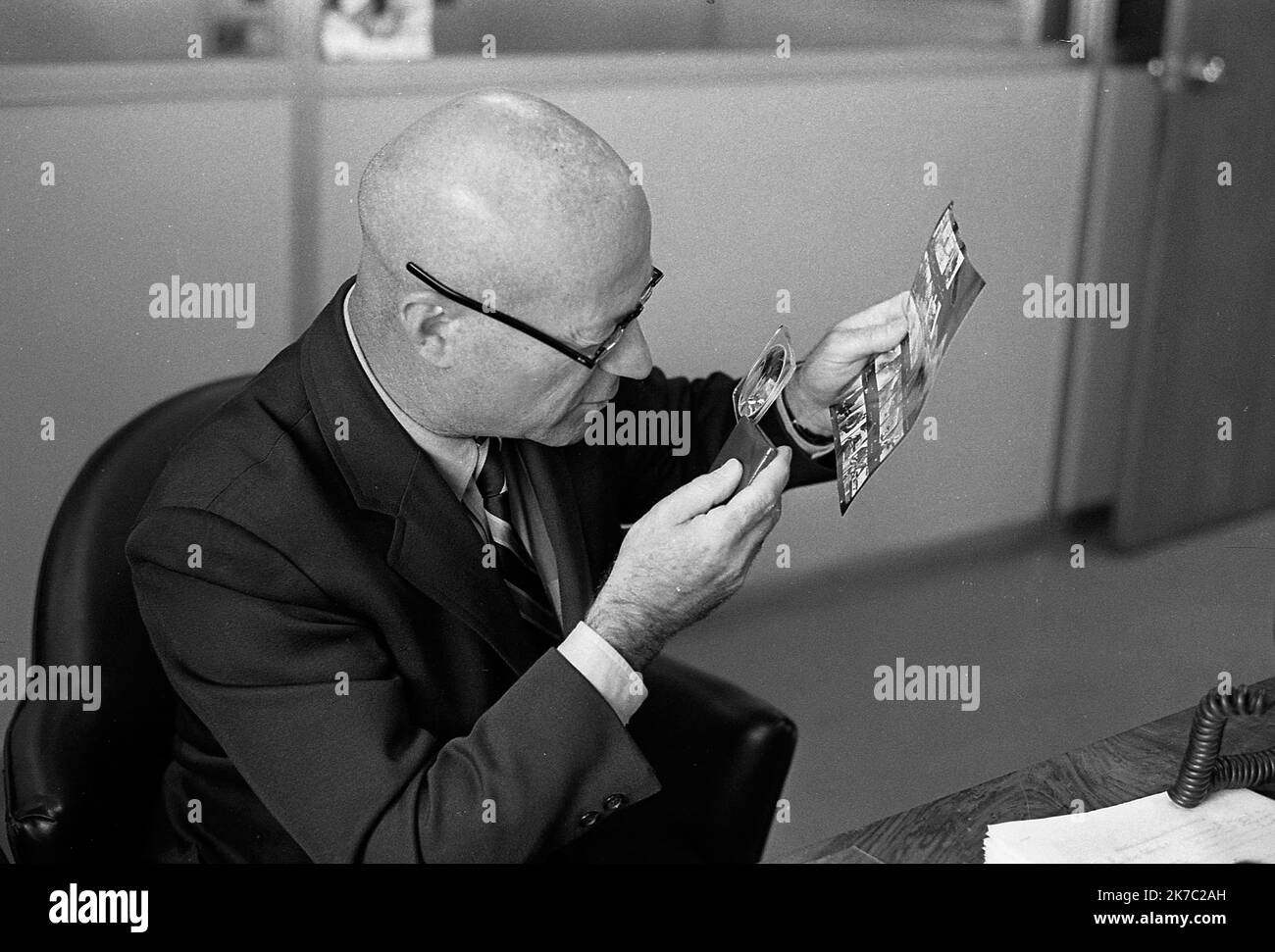 Arthur Rothstein, American photographer, visits Editorial Abril ...