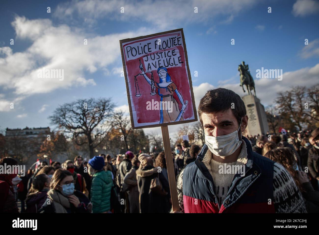 ©Christophe Petit Tesson/MAXPPP - 21/11/2020 ; PARIS ; FRANCE - Un ...
