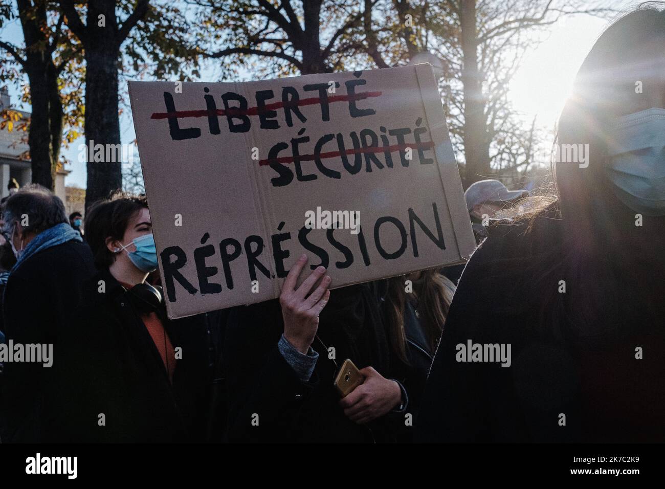 Expression de la liberté hi-res stock photography and images - Alamy