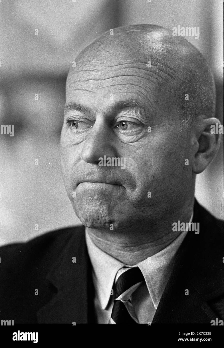 Arthur Rothstein, American photographer, visits Editorial Abril ...