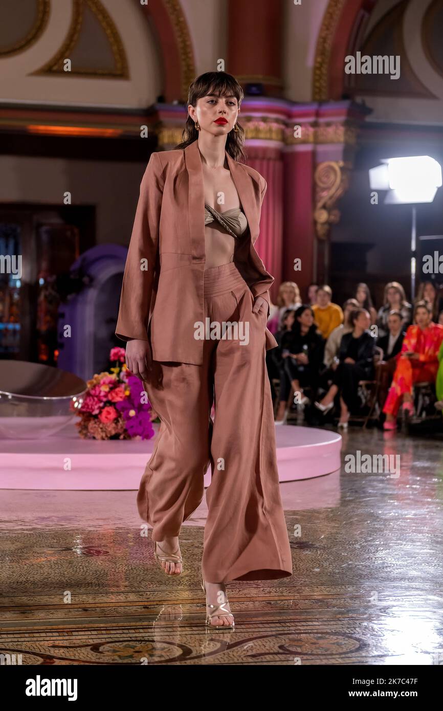 Melbourne, Australia, 16 October, 2022. A model wearing an outfit by ...