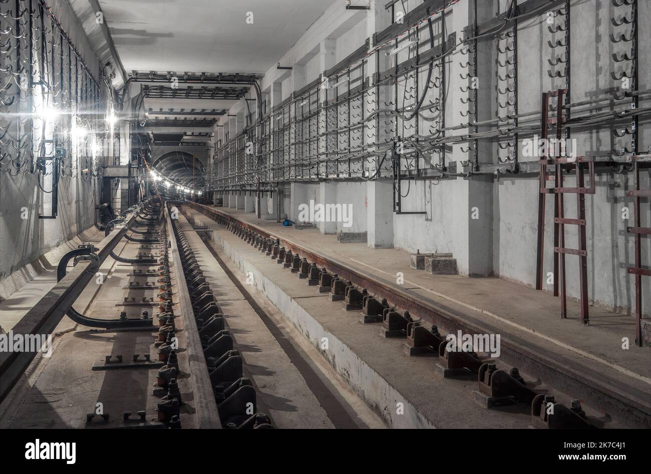 The section of the subway tunnel in front of the station, square ...