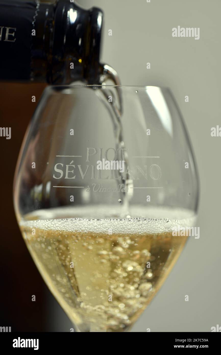 Bulles de verre hi-res stock photography and images - Alamy