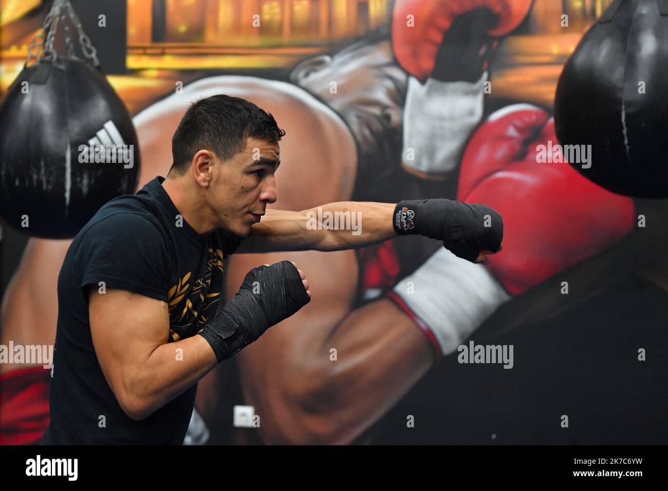 Champion du monde boxeur hi-res stock photography and images - Alamy