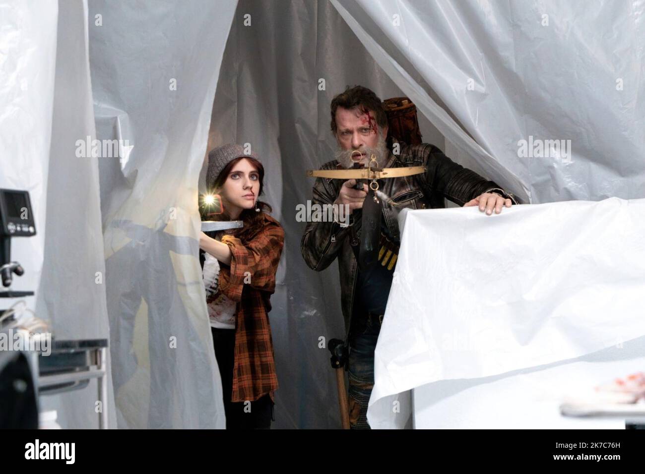 SLAYERS, from left: Kara Hayward, Thomas Jane, 2022. © The Avenue ...