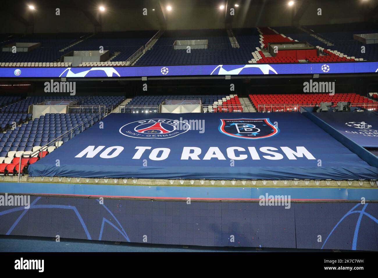 Football contre le racisme hi-res stock photography and images - Alamy