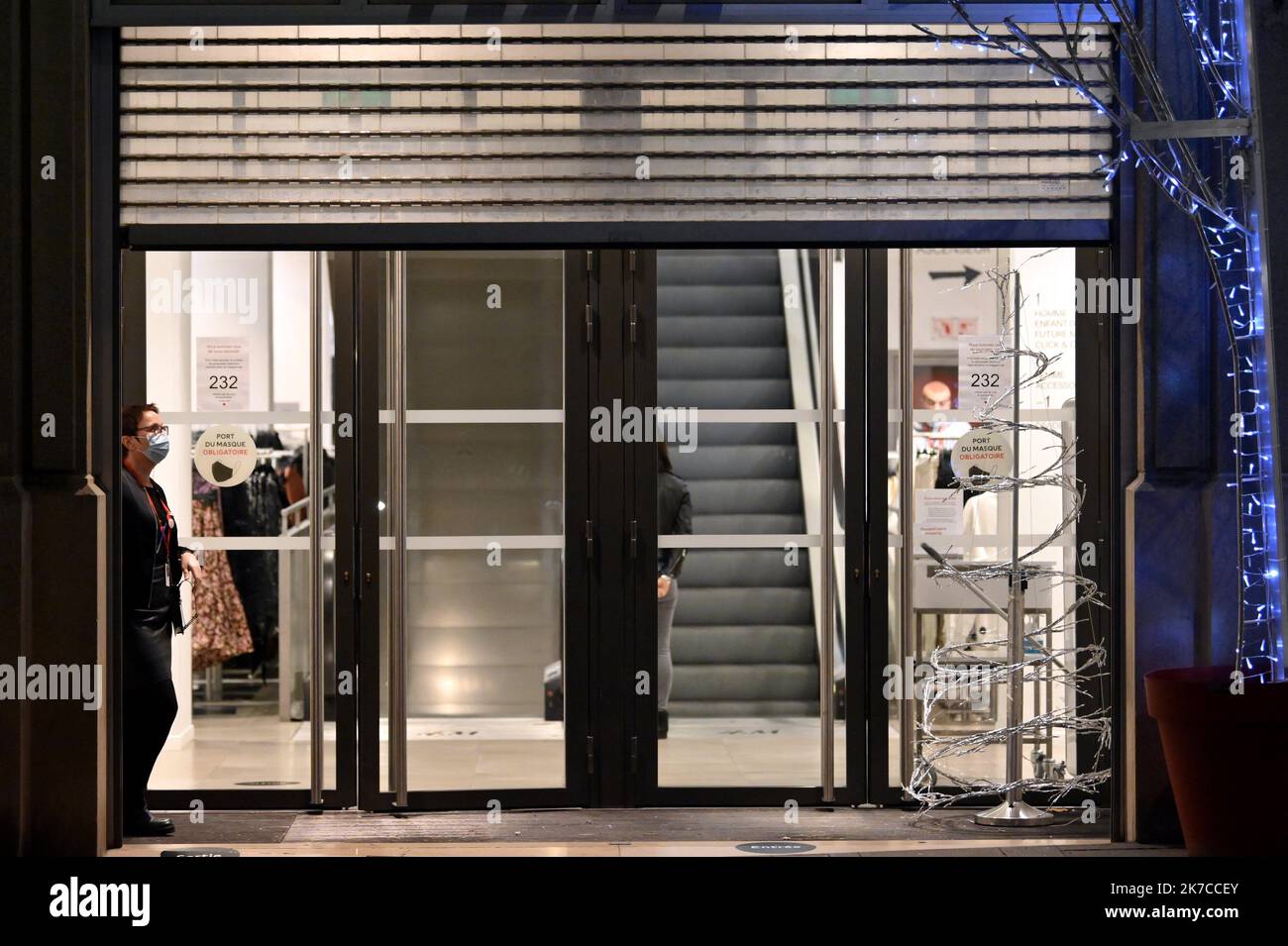 Rideau de feu hi-res stock photography and images - Alamy