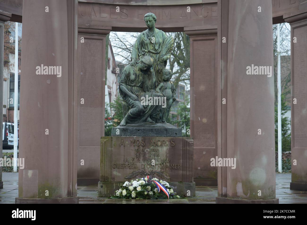 ©Franck Kobi / Maxppp - 03/01/2020 HAGUENAU -Deux militaires français ...