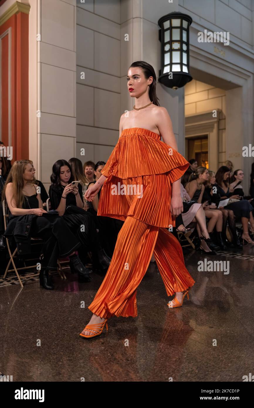 Melbourne, Australia, 16 October, 2022. A model wearing an outfit by ...