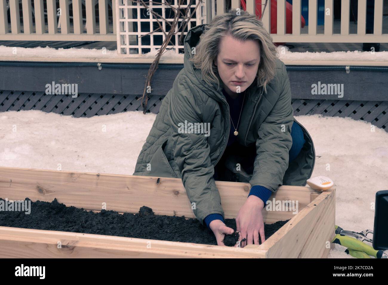 THE HANDMAID'S TALE, Elisabeth Moss, 'Dear Offred', (Season 5, ep. 504 ...