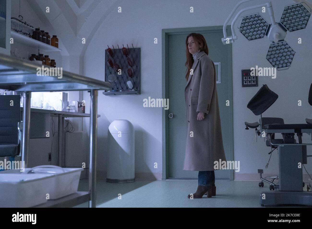 LET THE RIGHT ONE IN, Grace Gummer, Anything for Blood', (Season 1, ep ...