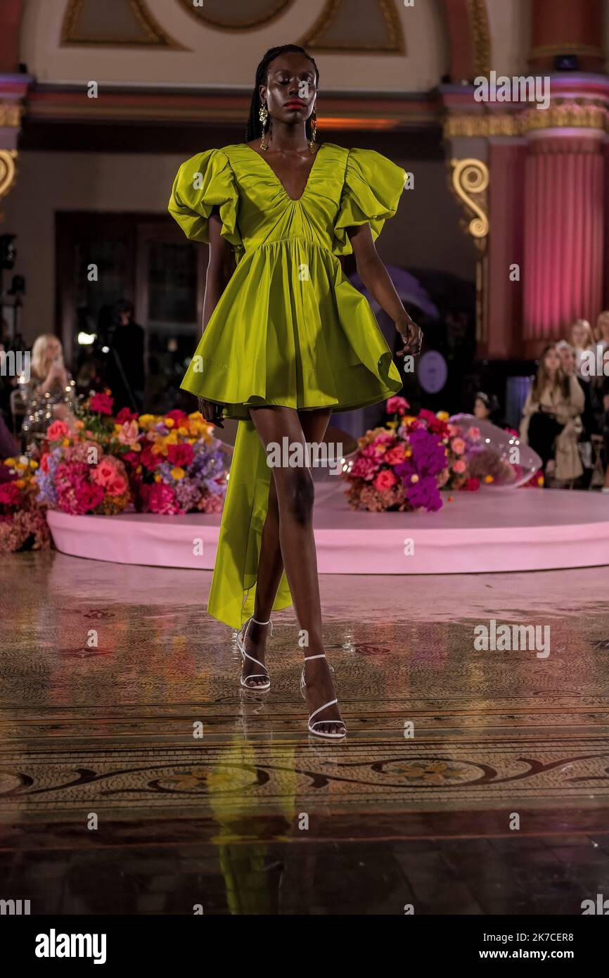 Melbourne, Australia, 16 October, 2022. A model wearing an outfit by ...