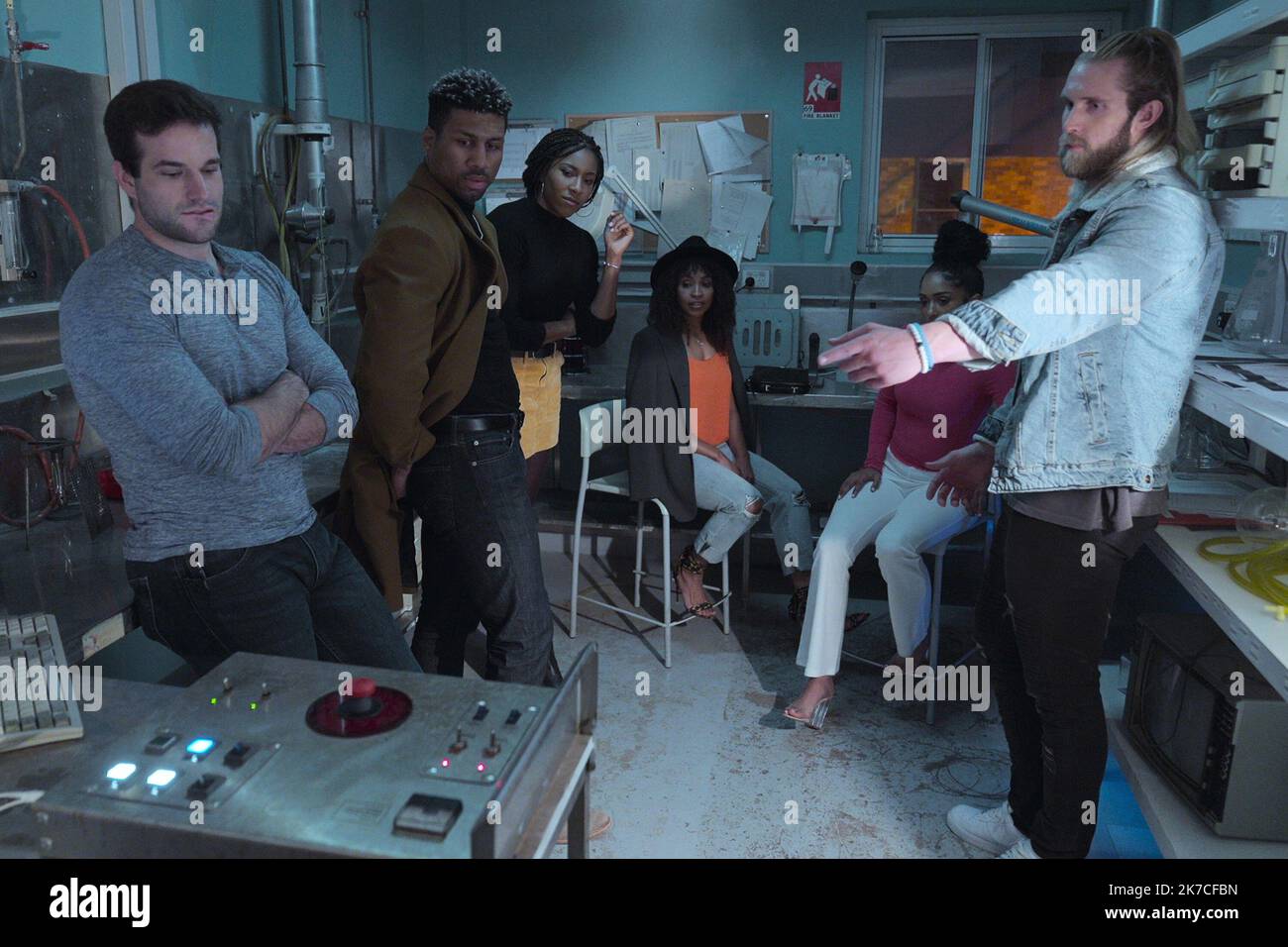 THE MOLE, from left: contestants Jacob Hacker, Dom Gabriel, Kesi ...