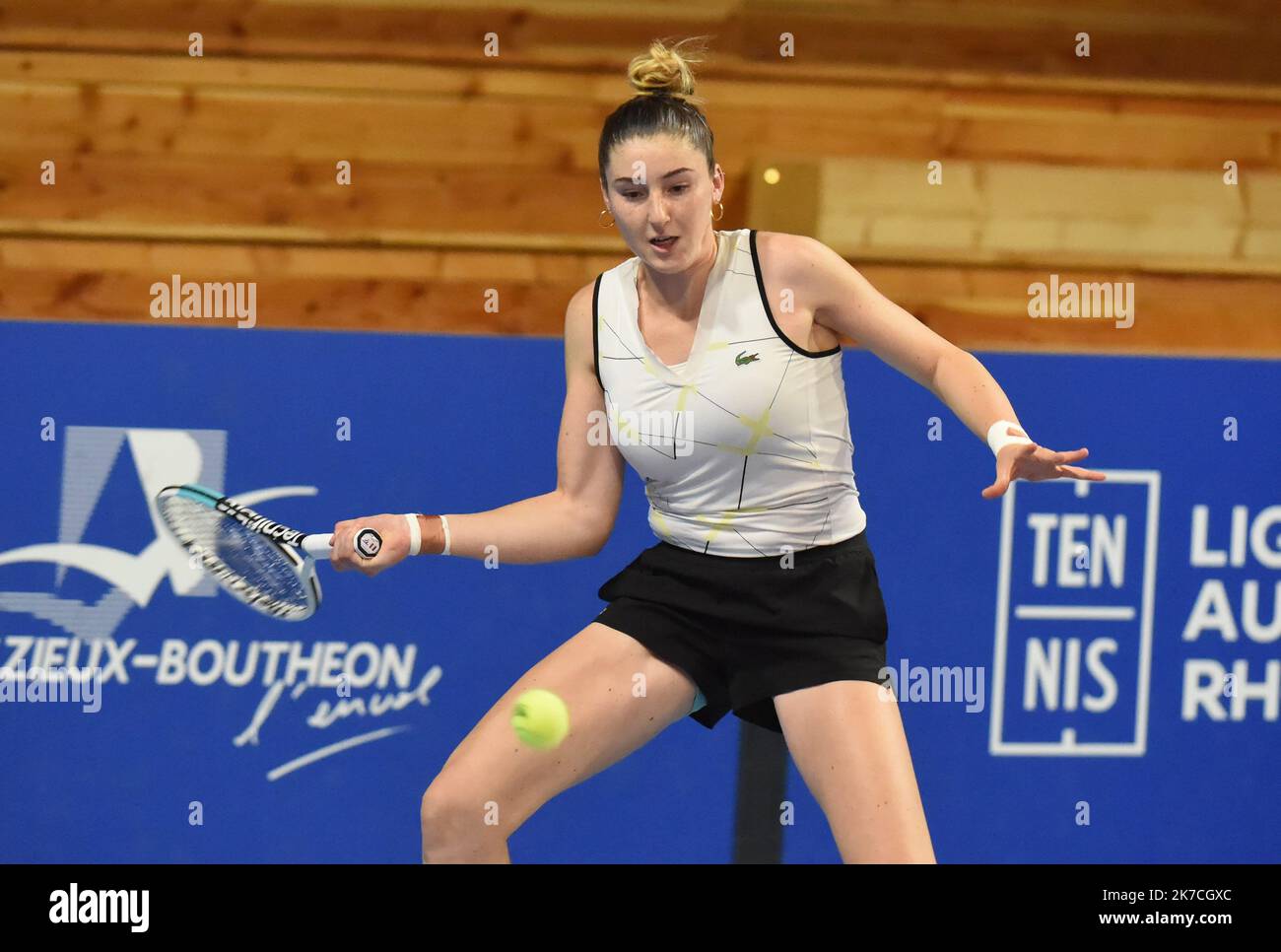 Elsa jacquemot hi-res stock photography and images - Alamy