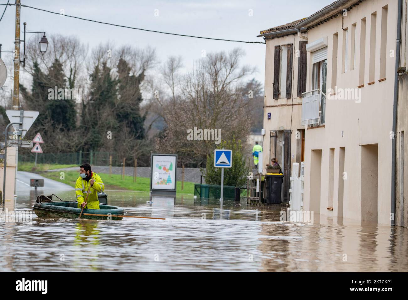 Inondations en ville hi-res stock photography and images - Alamy