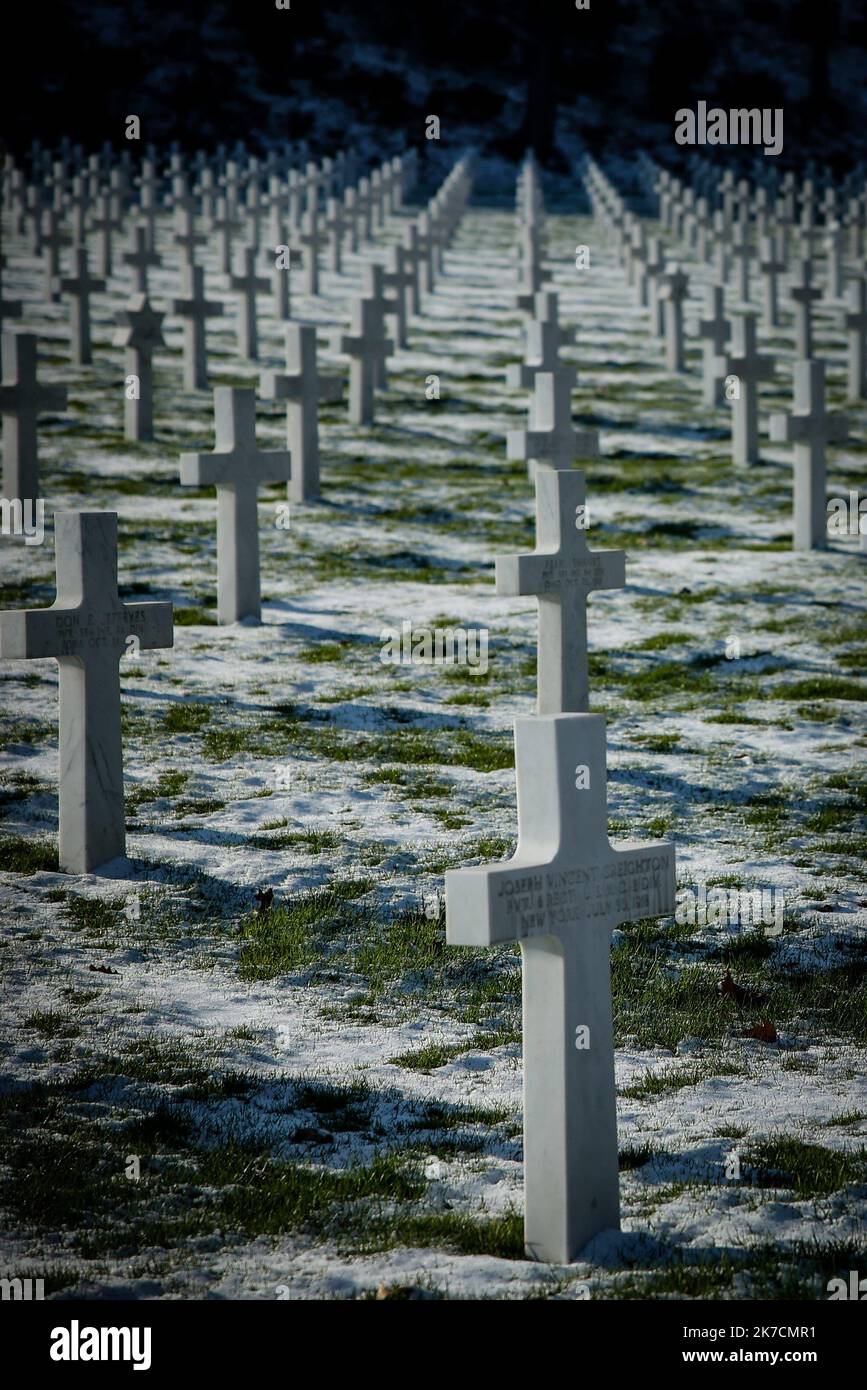 Suresnes american cemetery hi-res stock photography and images - Alamy