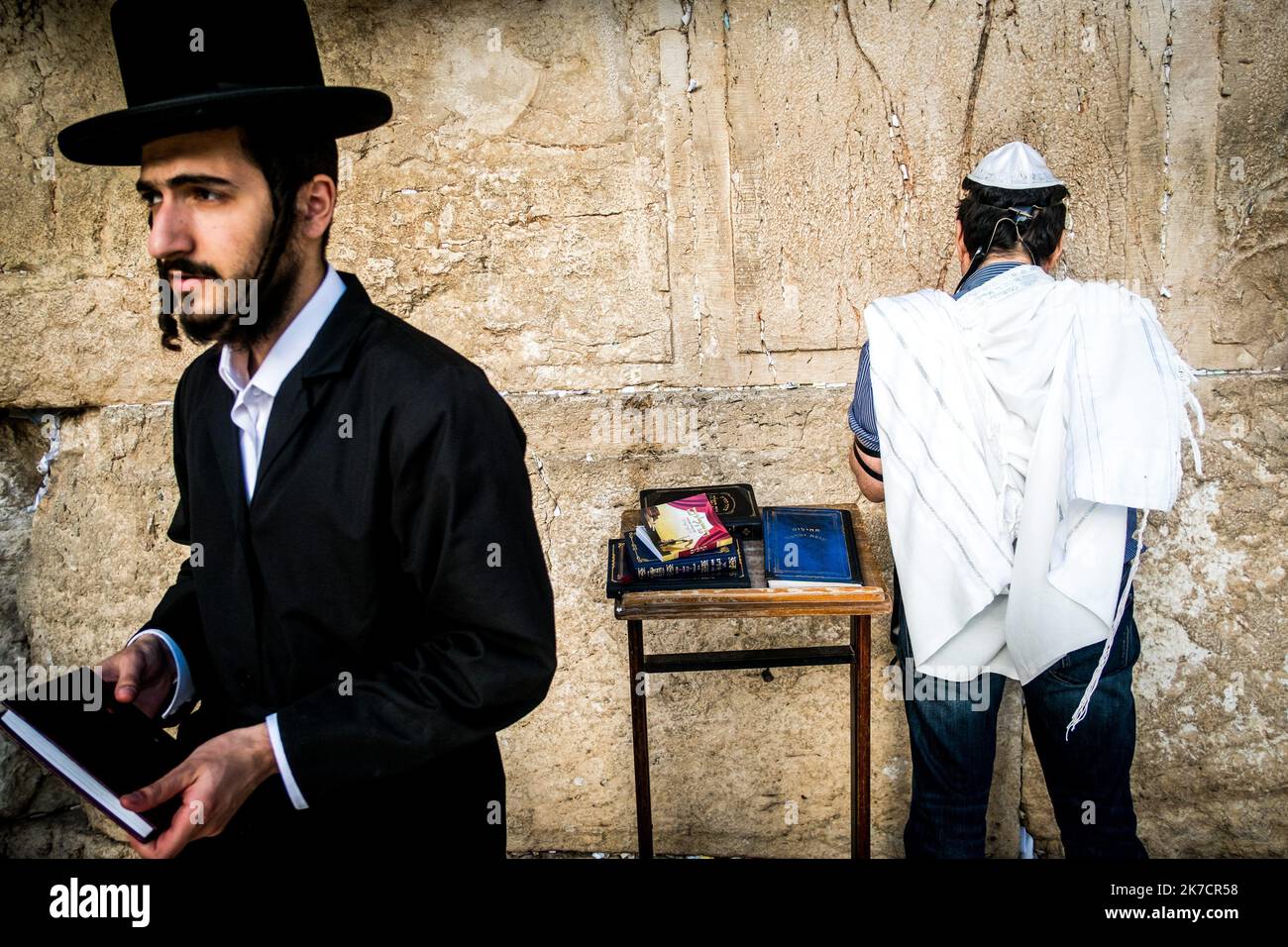 Priere juive hi-res stock photography and images - Alamy