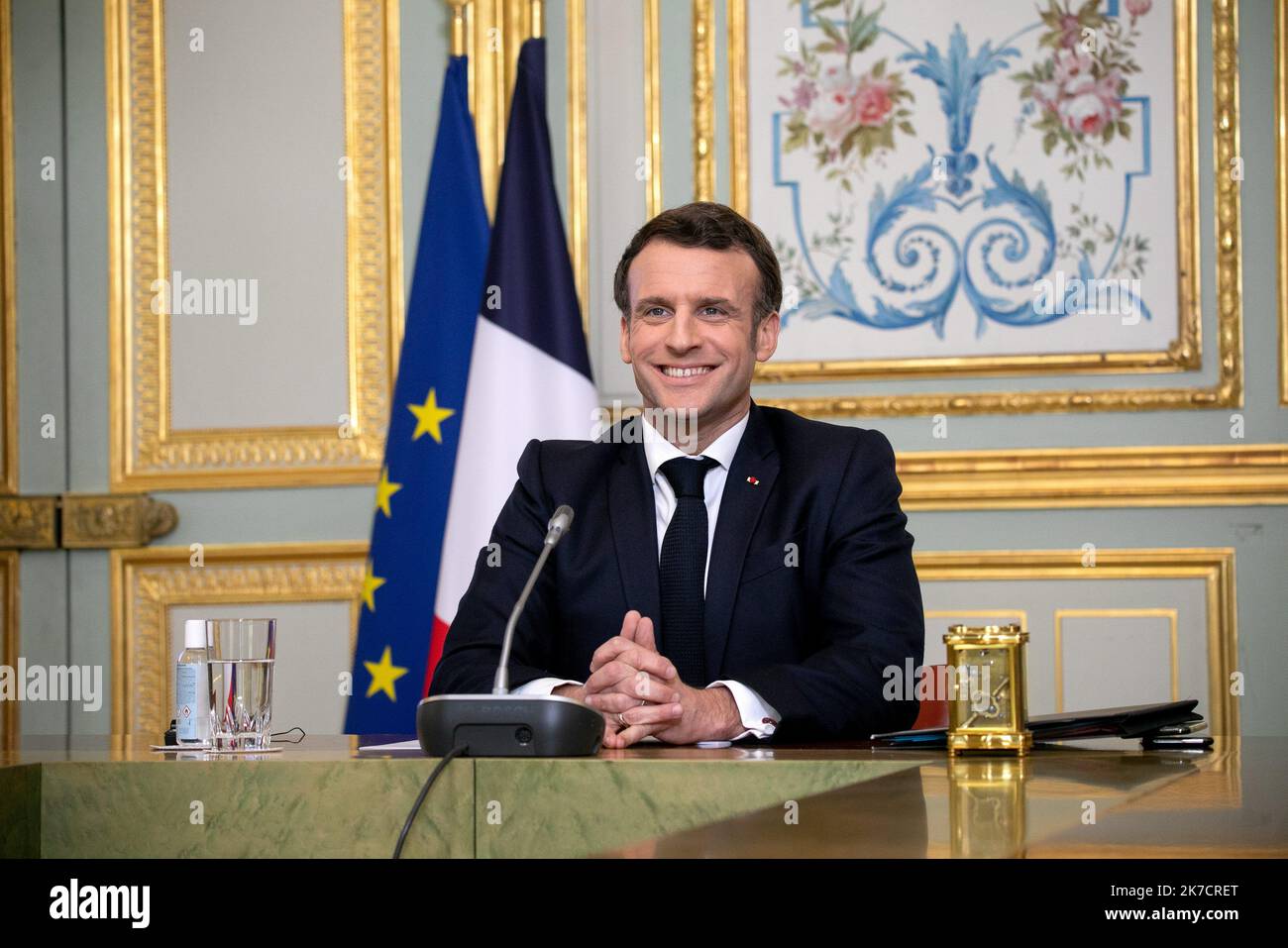 Visioconference d'Emmanuel Macron, President de la Republique avec les ...