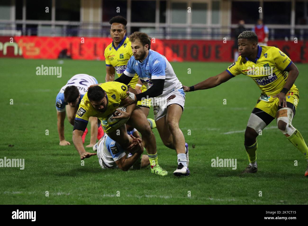 Thierry LARRET / Maxppp. Rugby Top 14 : ASM Clermont Auvergne vs Aviron ...