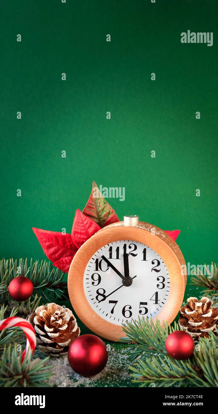 Countdown to midnight. Wood alarm clock with new year 2023. Red ...
