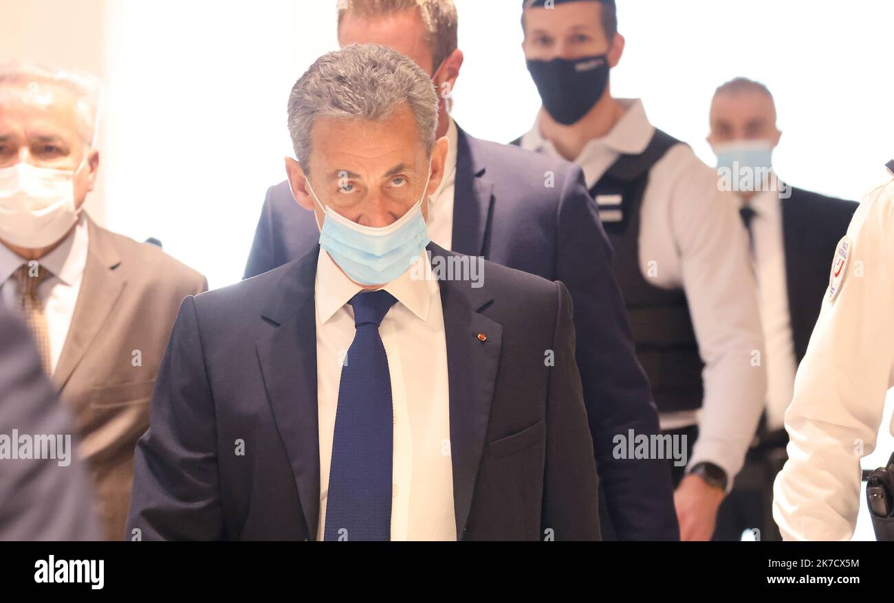 Justice francaise hi-res stock photography and images - Alamy