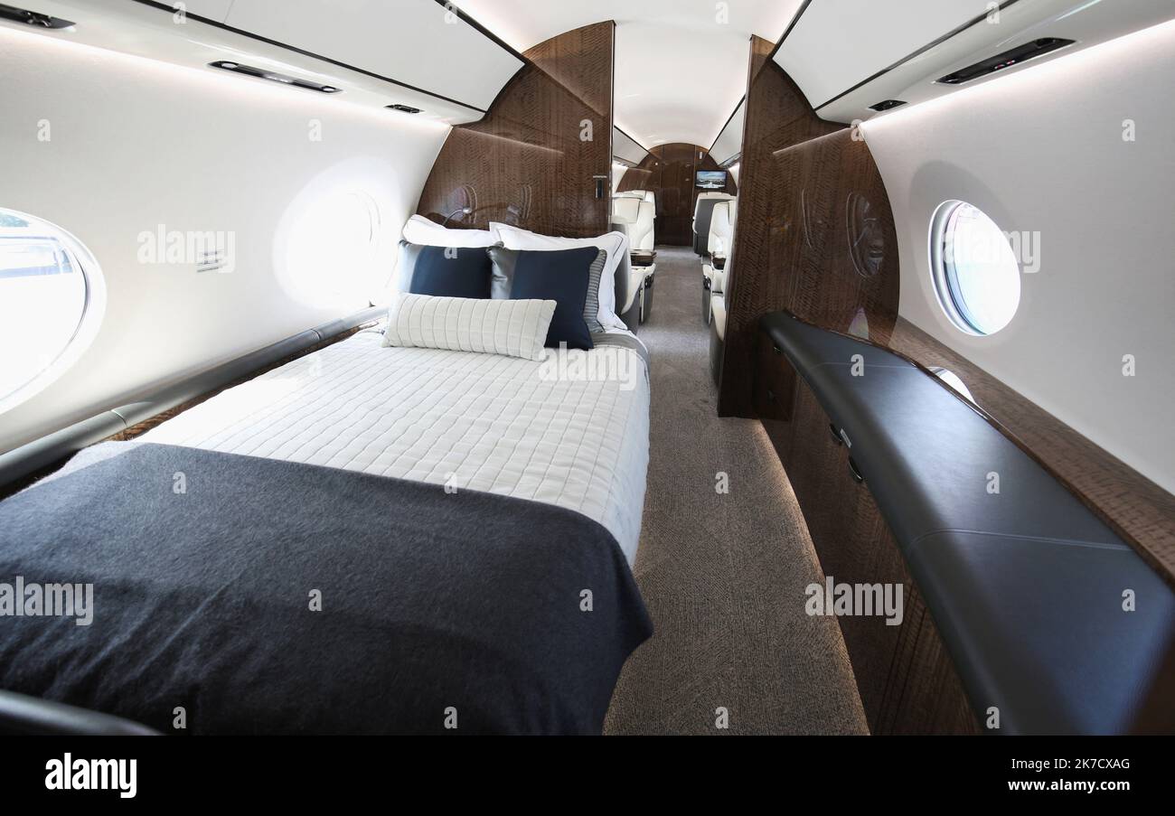 Gulfstream g700 hi-res stock photography and images - Alamy