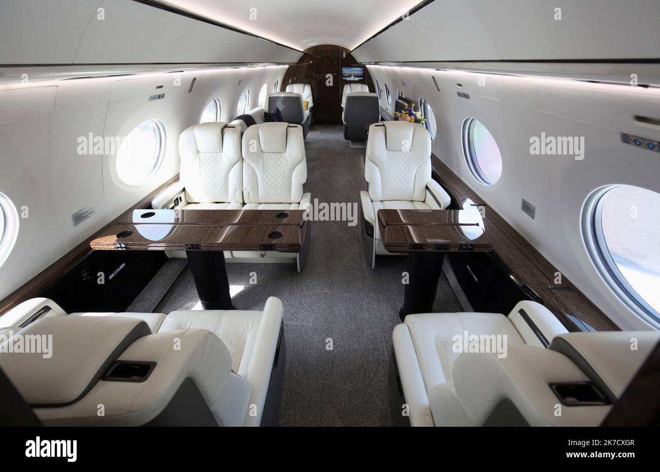 Gulfstream g700 hi-res stock photography and images - Alamy