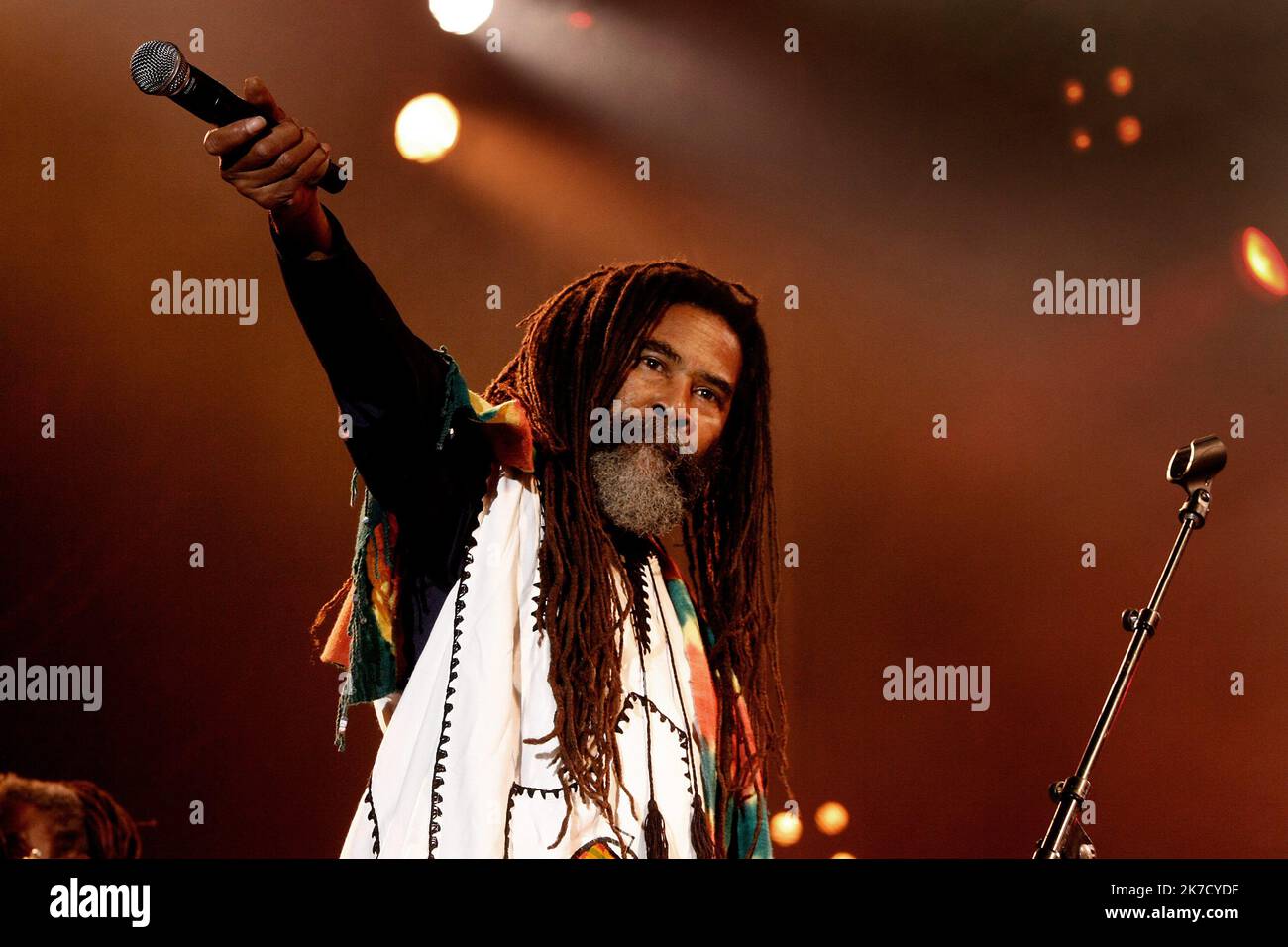 Twinkle singer hi-res stock photography and images - Alamy